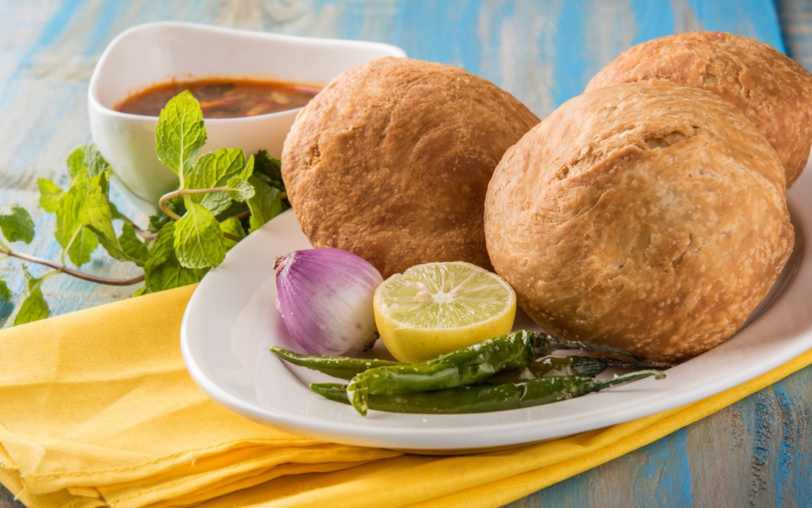 kadhi kachori - Jaipur Stuff