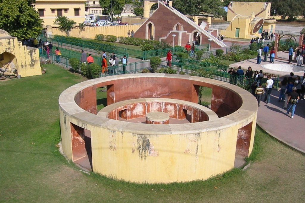 Jantar Mantar Jaipur - An Artful Astronomical Observatory - Jaipur Stuff