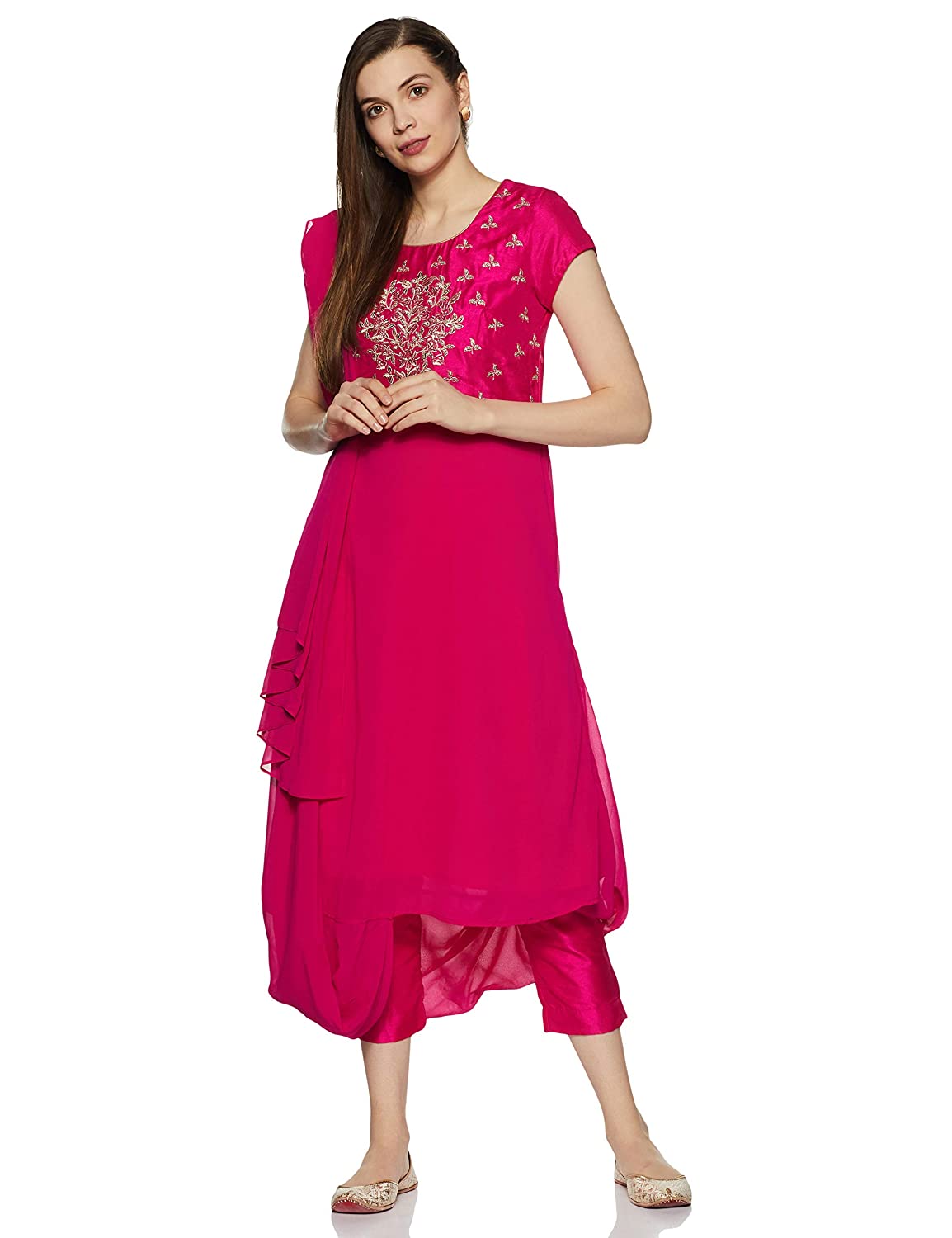 10 Amazing Diwali outfits for women to glam up your look - Jaipur Stuff
