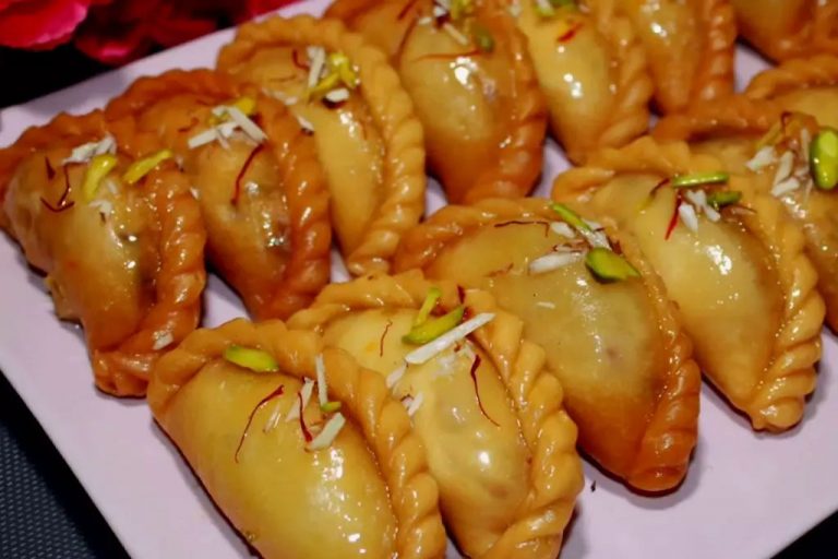 Top 10 famous sweets of Jaipur everyone can relish this Holi - Jaipur Stuff